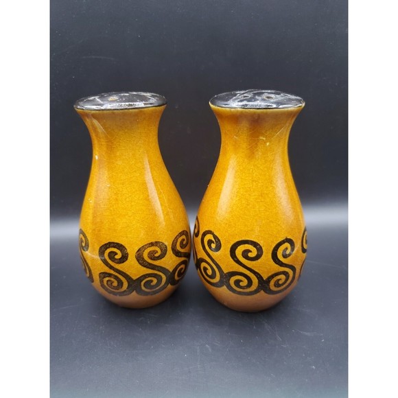 Unmarked | Dining | Vintage Salt And Pepper Shakers Beautiful Script ...
